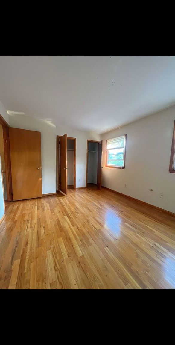 20 Fieldway Ave #3, Staten Island, NY 10308 | Zillow