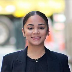 Nicole Lampon | Zillow