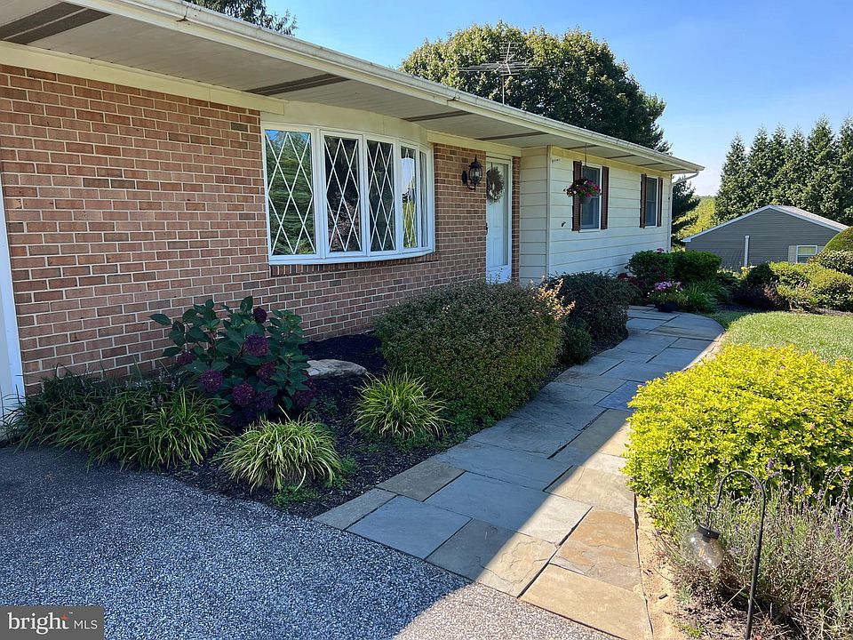 205 W Woodview Rd, West Grove, PA 19390 | Zillow