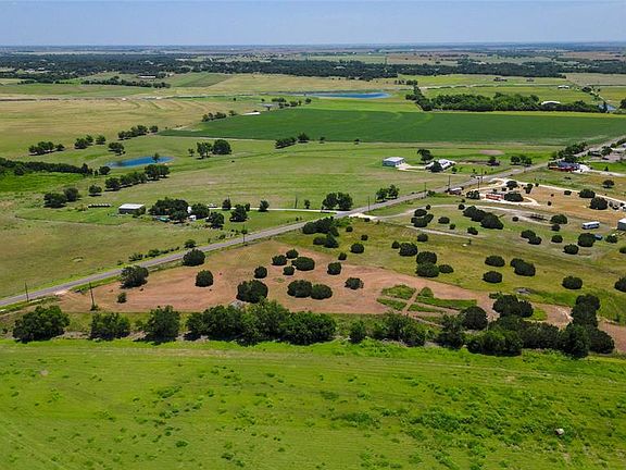 562 County Road 154 Rd, Weir, TX 78626 | MLS #4995613 | Zillow