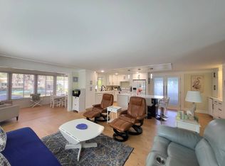 5271 Camelot Dr E #47, Sarasota, FL 34233 | MLS #10732701 | Zillow