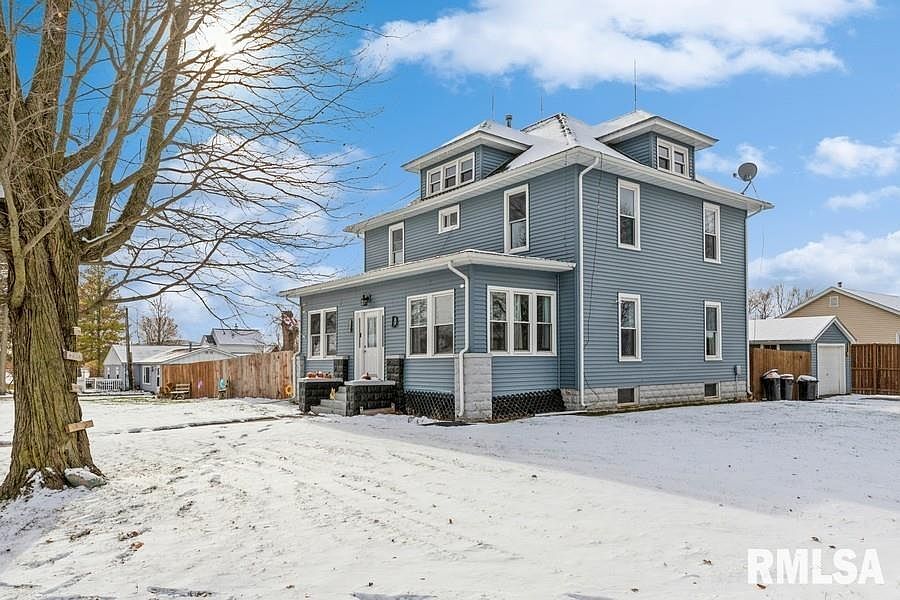 209 East St, Lynn Center, IL 61262 | Zillow