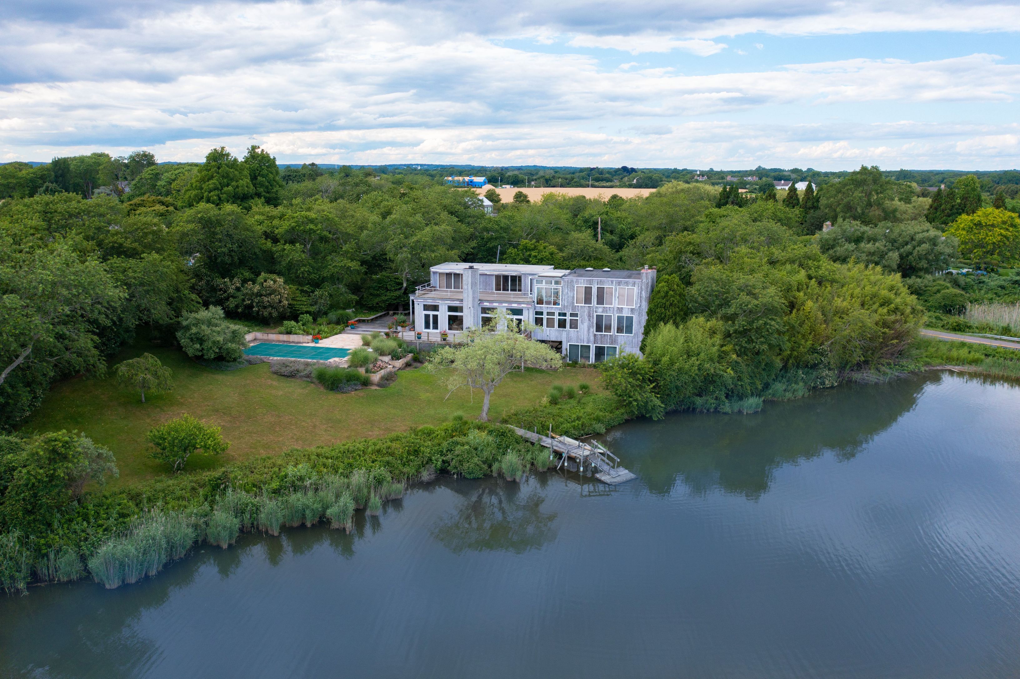247 Bridge Ln, Bridgehampton, NY 11963 | Out East