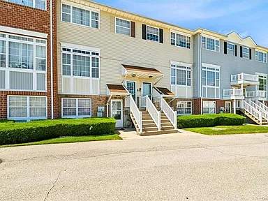 143 Surf Dr Bronx NY | Zillow