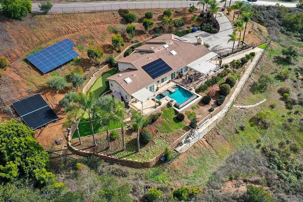 15240 Tooth Rock Rd, Poway, CA 92064 | Zillow