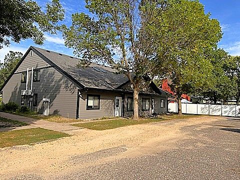 410 S Division St, Roberts, WI 54023 | Zillow