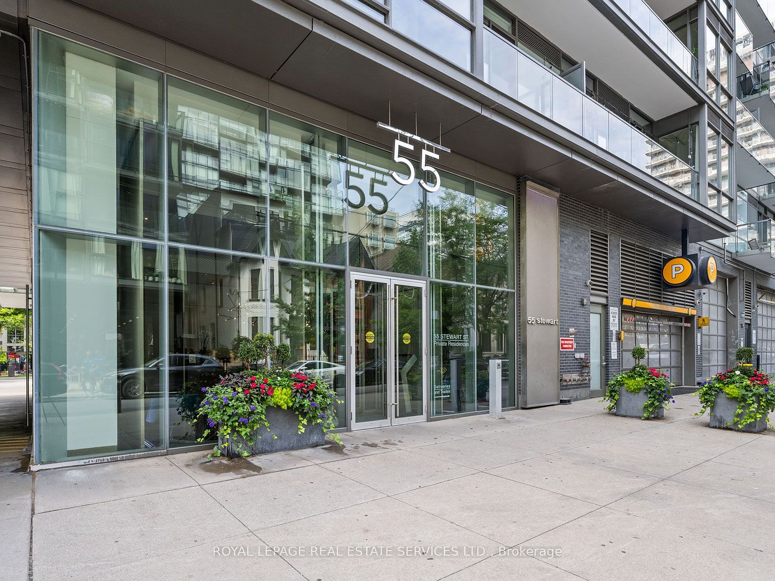 55 Stewart St #303, Toronto, ON M5V 2V1 | Zillow
