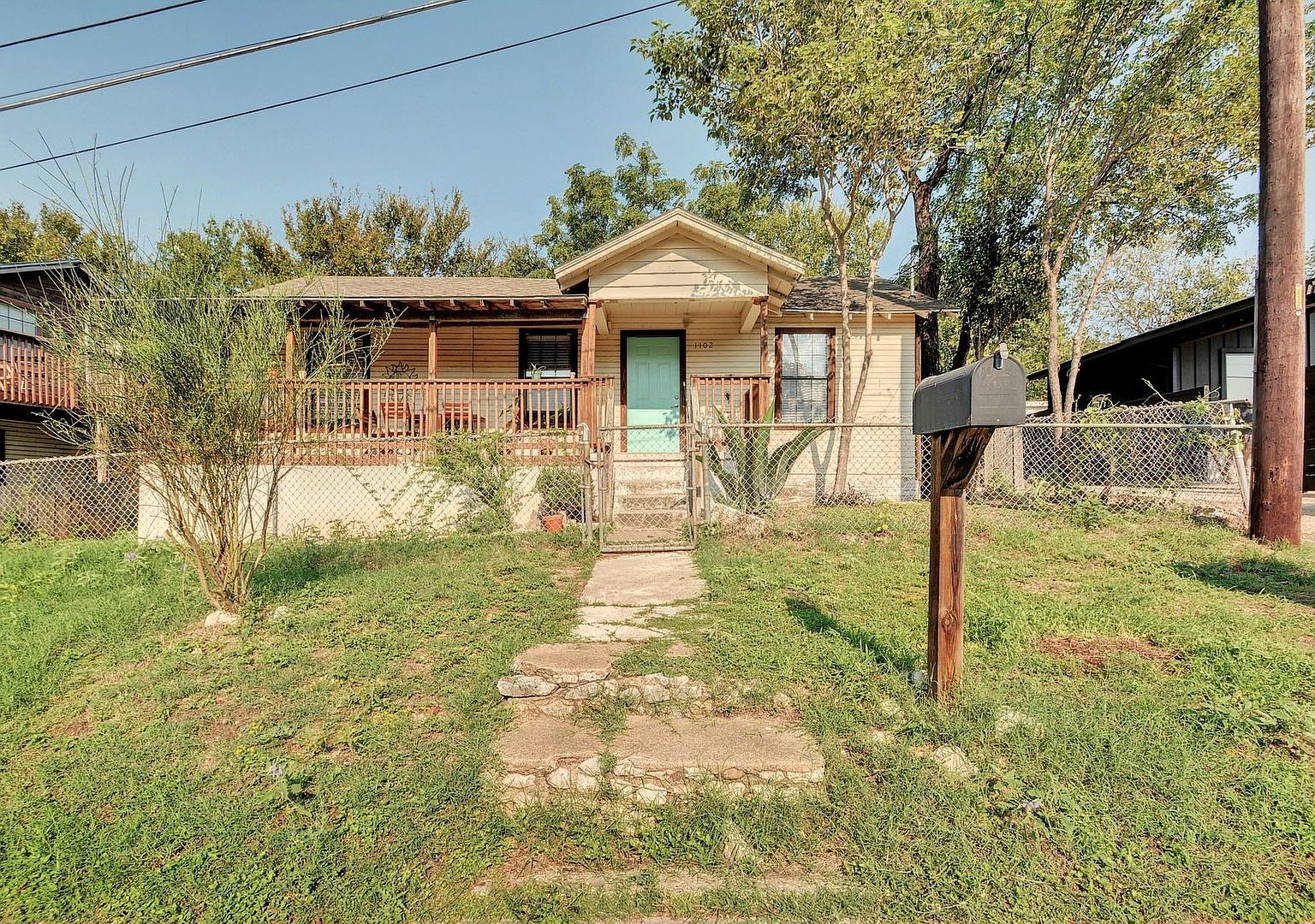1102 Prospect Ave, Austin, TX 78702 | Zillow