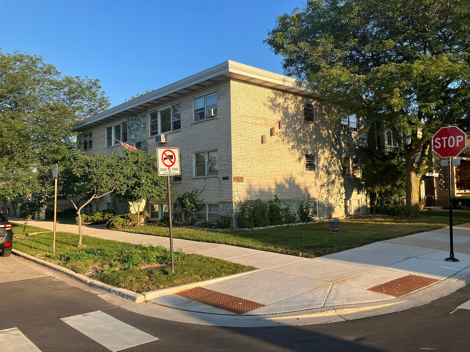 6158 S Narragansett Ave #BE, Chicago, IL 60638 | Zillow