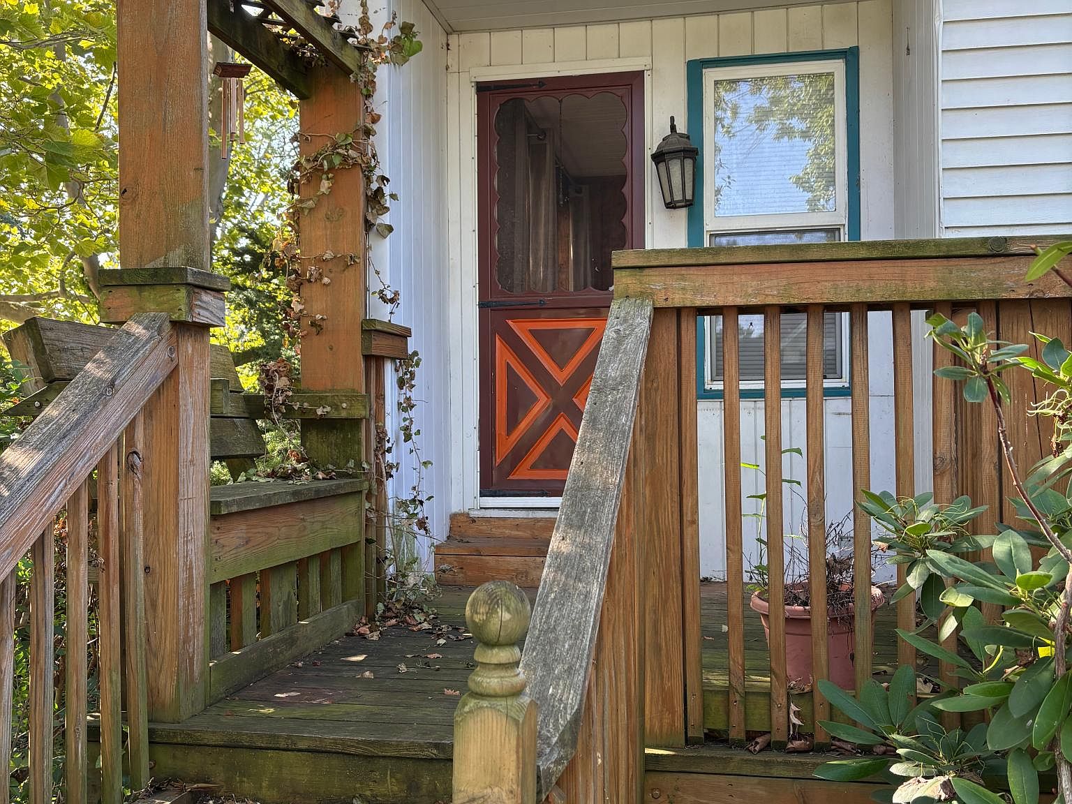 652 Washington Ave, Holland, MI 49423 | Zillow