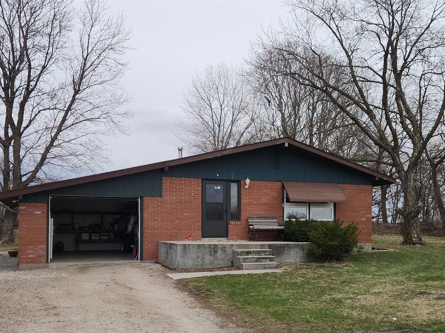 3912 Lainson Ave, Harcourt, IA 50544 | Zillow