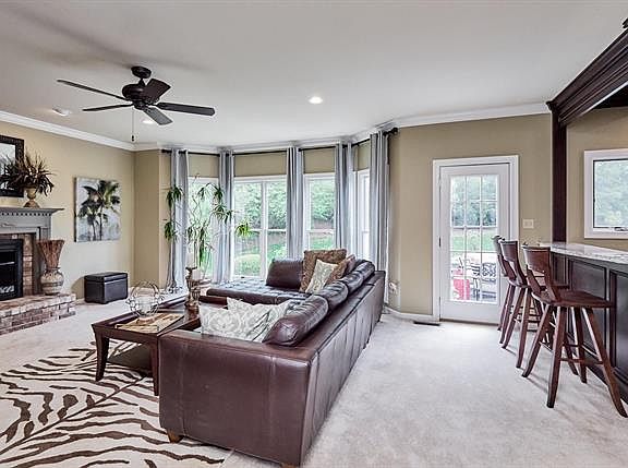 2256 Stonebriar Ridge Dr, Chesterfield, MO 63017 | Zillow