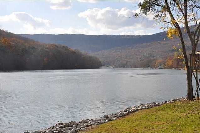 21926 River Canyon Rd, Chattanooga, TN 37405 | Zillow