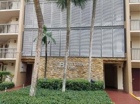 Bravura Condominiums - 3301 N Country Club Dr Miami, FL | Zillow