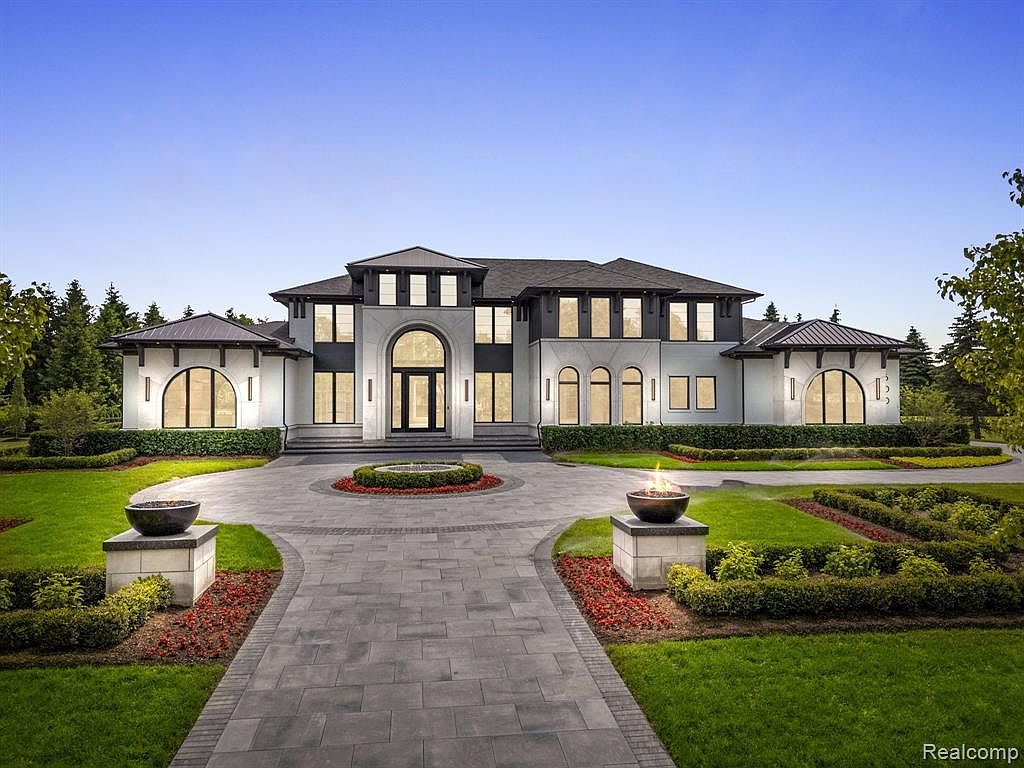 600 Chase Ln, Bloomfield Hills, MI 48304 | MLS #20240040914 | Zillow