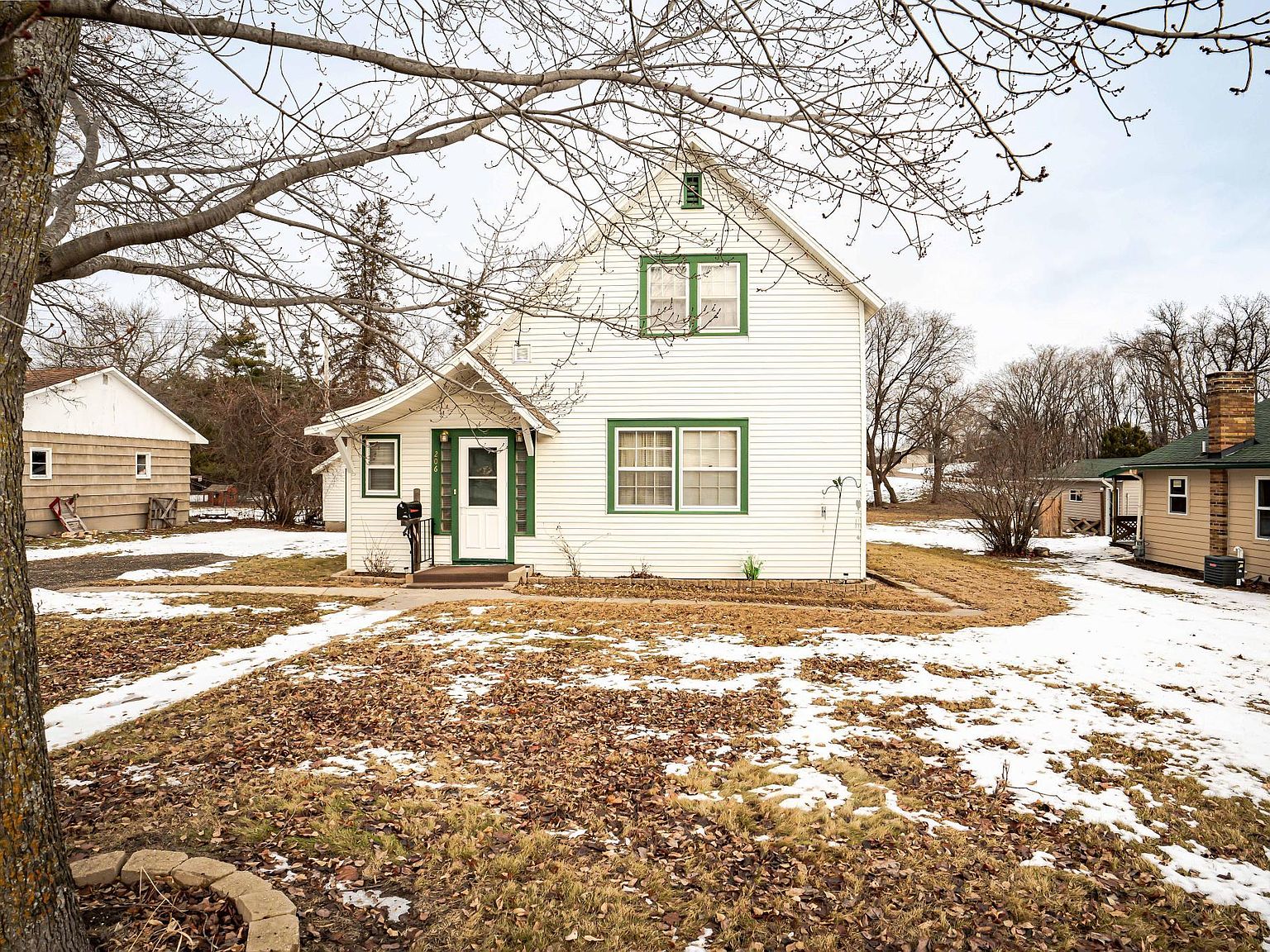 206 W Dunton St, Battle Lake, MN 56515 | Zillow