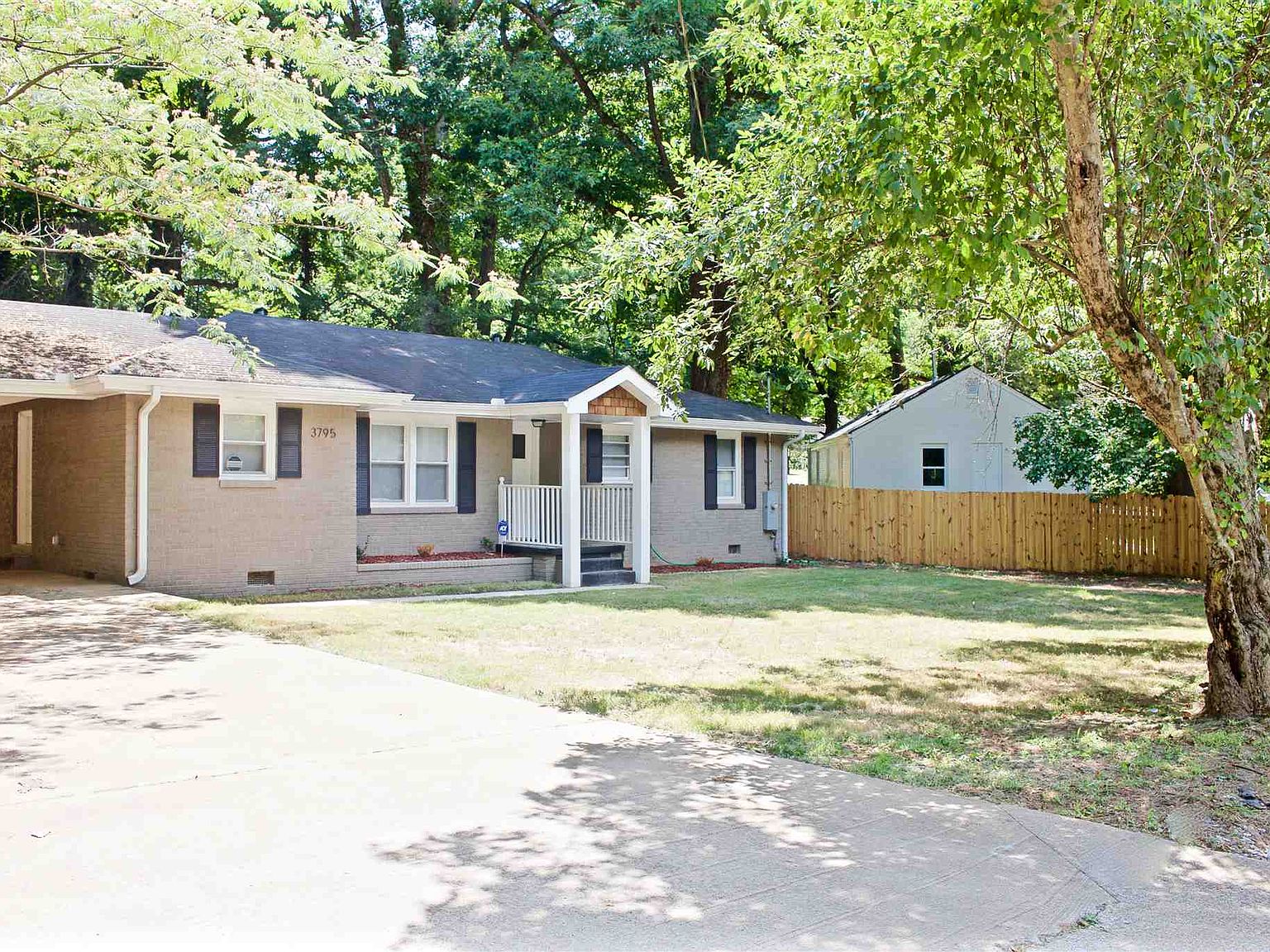 3795 Glenwood Rd, Decatur, GA 30032 | Zillow