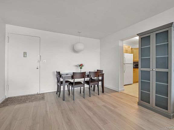 2 Bay Club Drive #2B, Bayside, NY 11360 | Zillow