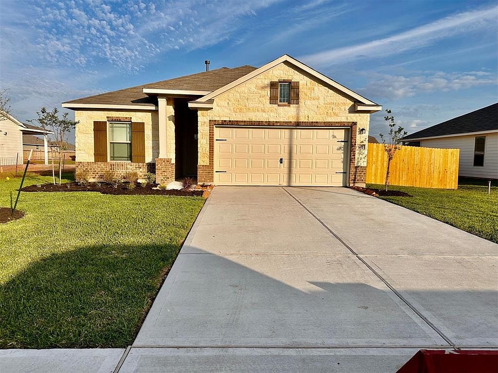 507 Turtle Dove Dr, Sealy, TX 77474 | Zillow