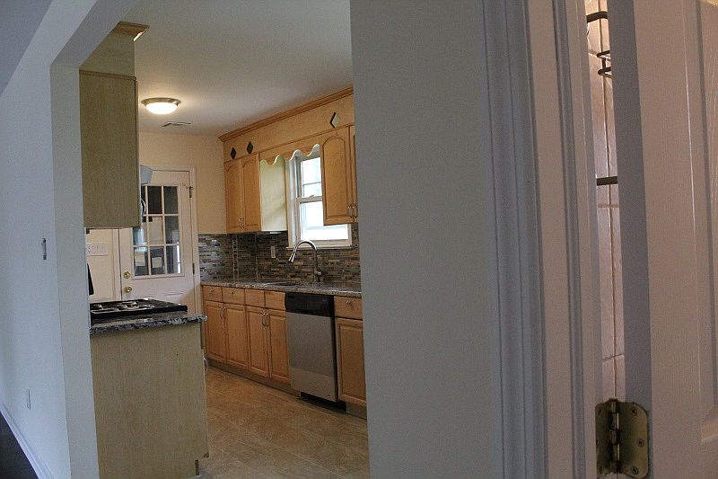 42 Murray St, Edison, NJ 08817 | Zillow