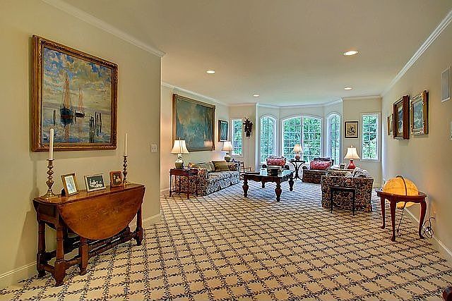 11233 Whitcomb Pl, Woodway, WA 98020 | Zillow