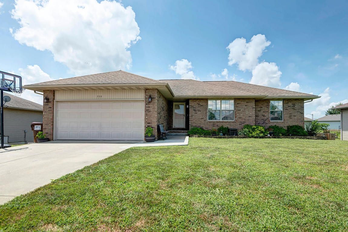 559 N Jester Ave, Republic, MO 65738 | Zillow