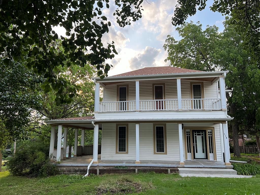 518 Washington Ave, Ellsworth, KS 67439 | Zillow