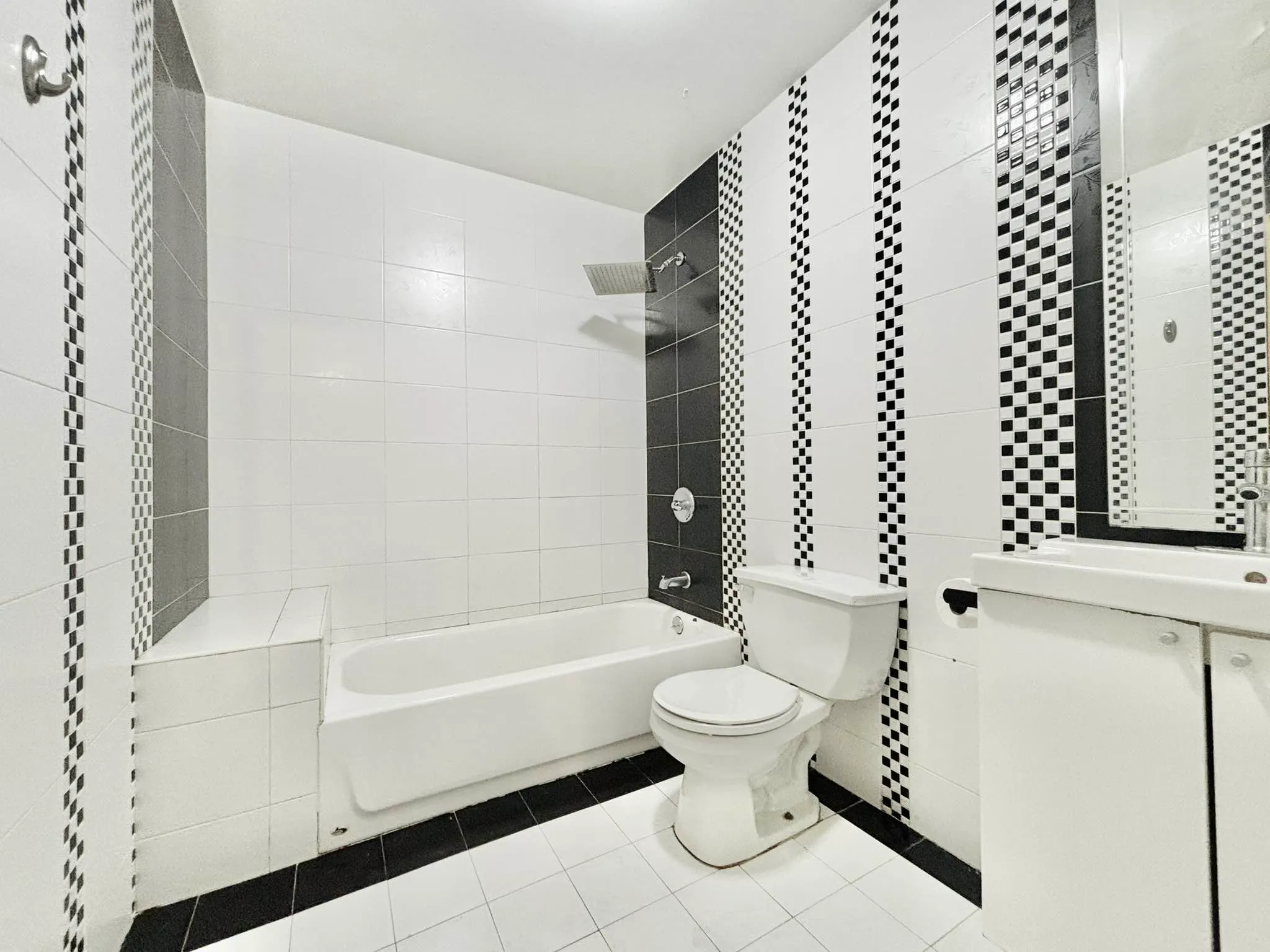 154 Grattan Street #2A in East Williamsburg, Brooklyn | StreetEasy
