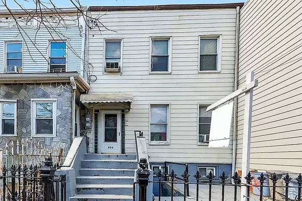 404 Chestnut St, Brooklyn, NY 11208 | Zillow