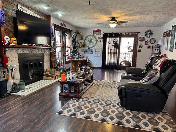 838 Smith Frk, Ransom, KY 41558 | MLS #25008910 | Zillow