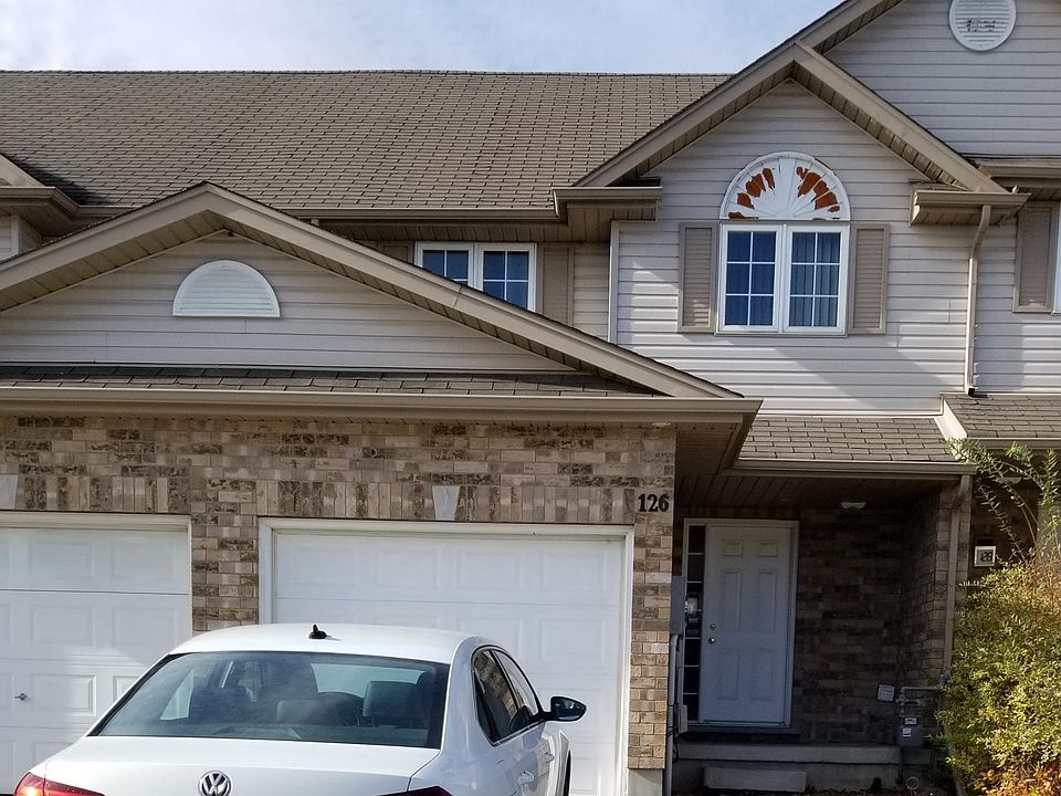 126 Templewood Dr, Kitchener, ON N2R 1Y4 | Zillow