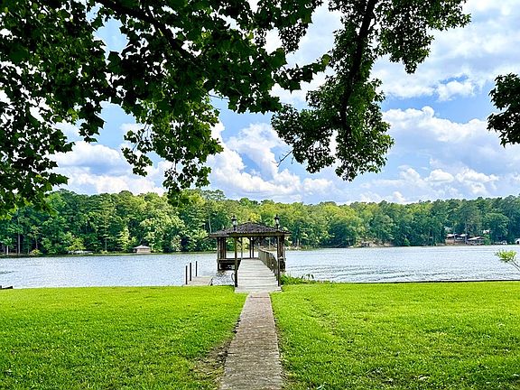 1041 Lake Front Dr, Summit, MS 39666 | MLS #138404 | Zillow