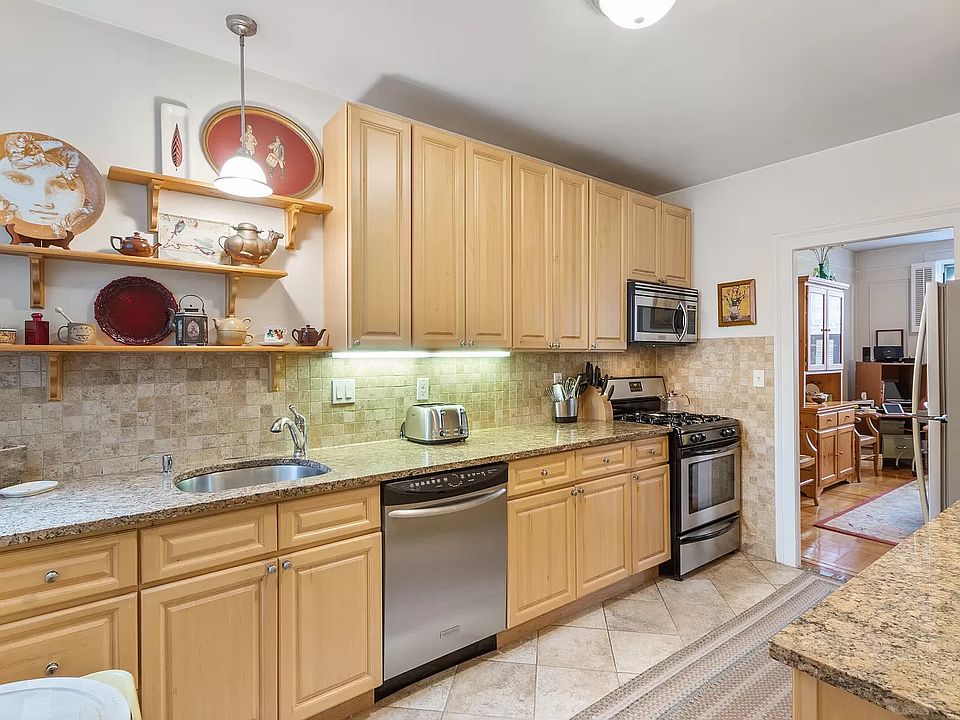 37-16 80th St Jackson Heights NY | Zillow