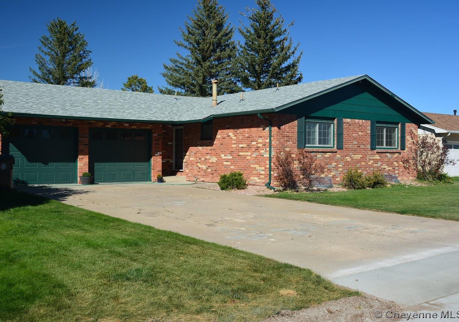 828 Evergreen St, Cheyenne, WY 82009 | Zillow