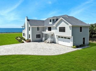 661 Middle Road, Bayport, NY 11705 | MLS #3582533 | Zillow