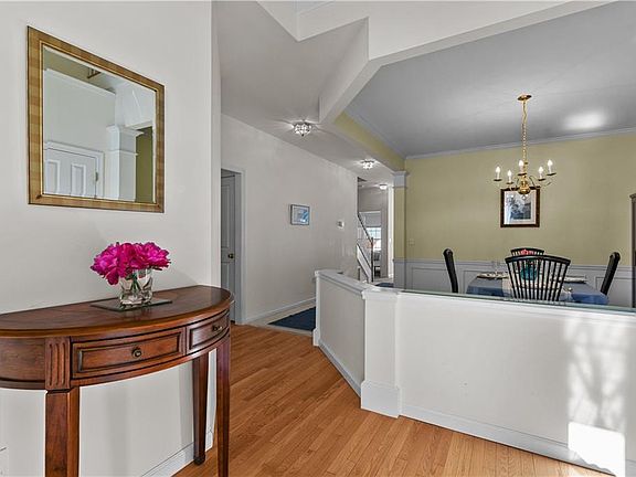 275 Rolling Hill Rd #275, Portsmouth, RI 02871 | Zillow