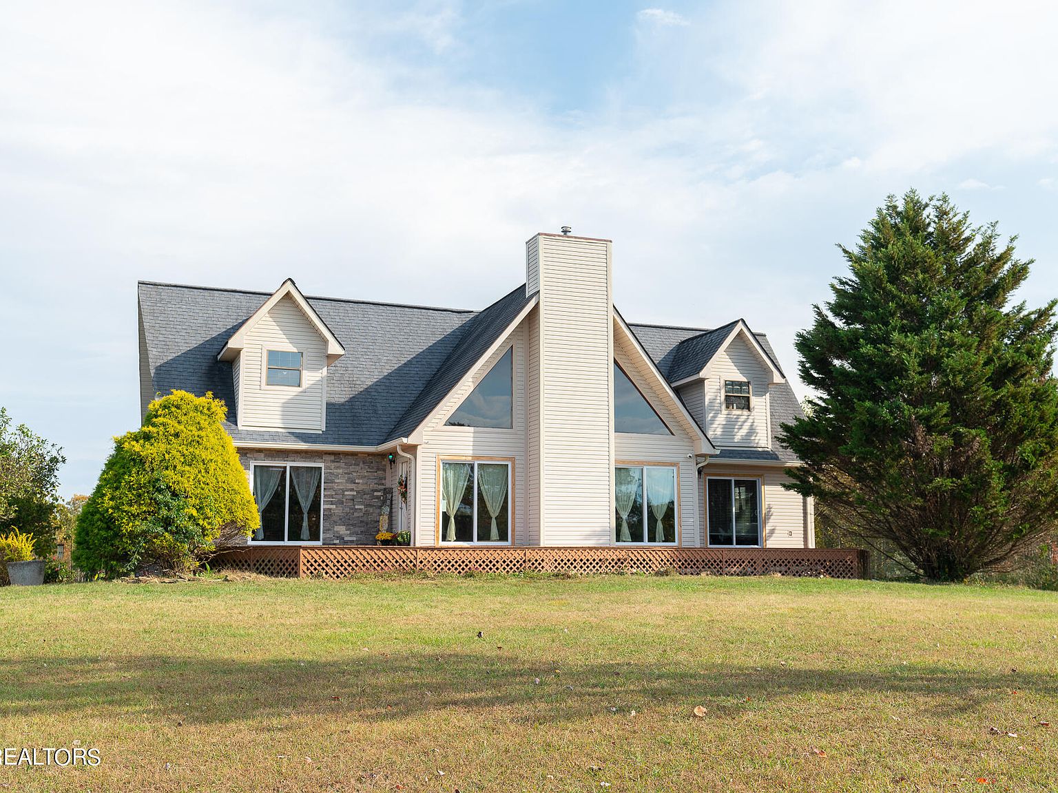 3767 Phillips Flats Rd, Oneida, TN 37841 | MLS #1273491 | Zillow