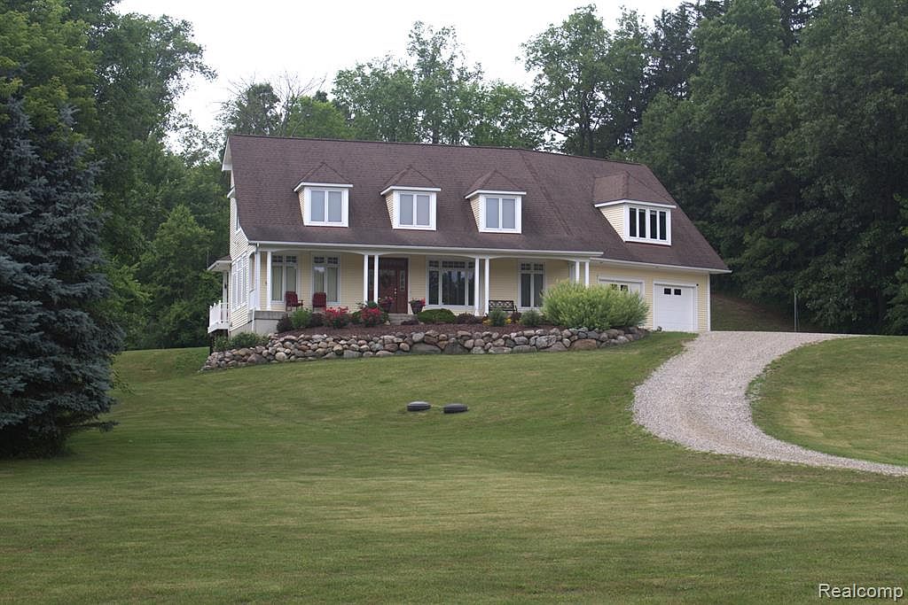 6225 Linden Rd, Fenton, MI 48430 | MLS #20230060585 | Zillow