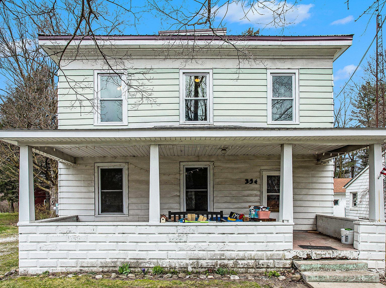 354 W Burr Oak St, Centreville, MI 49032 | Zillow
