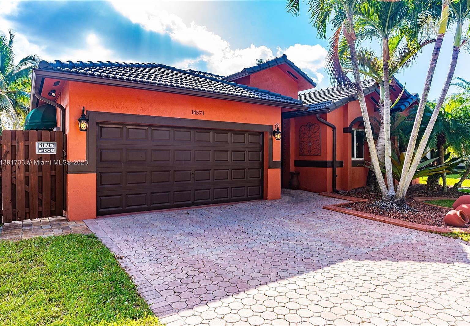 14571 SW 160th Ct #1, Miami, FL 33196 | Zillow