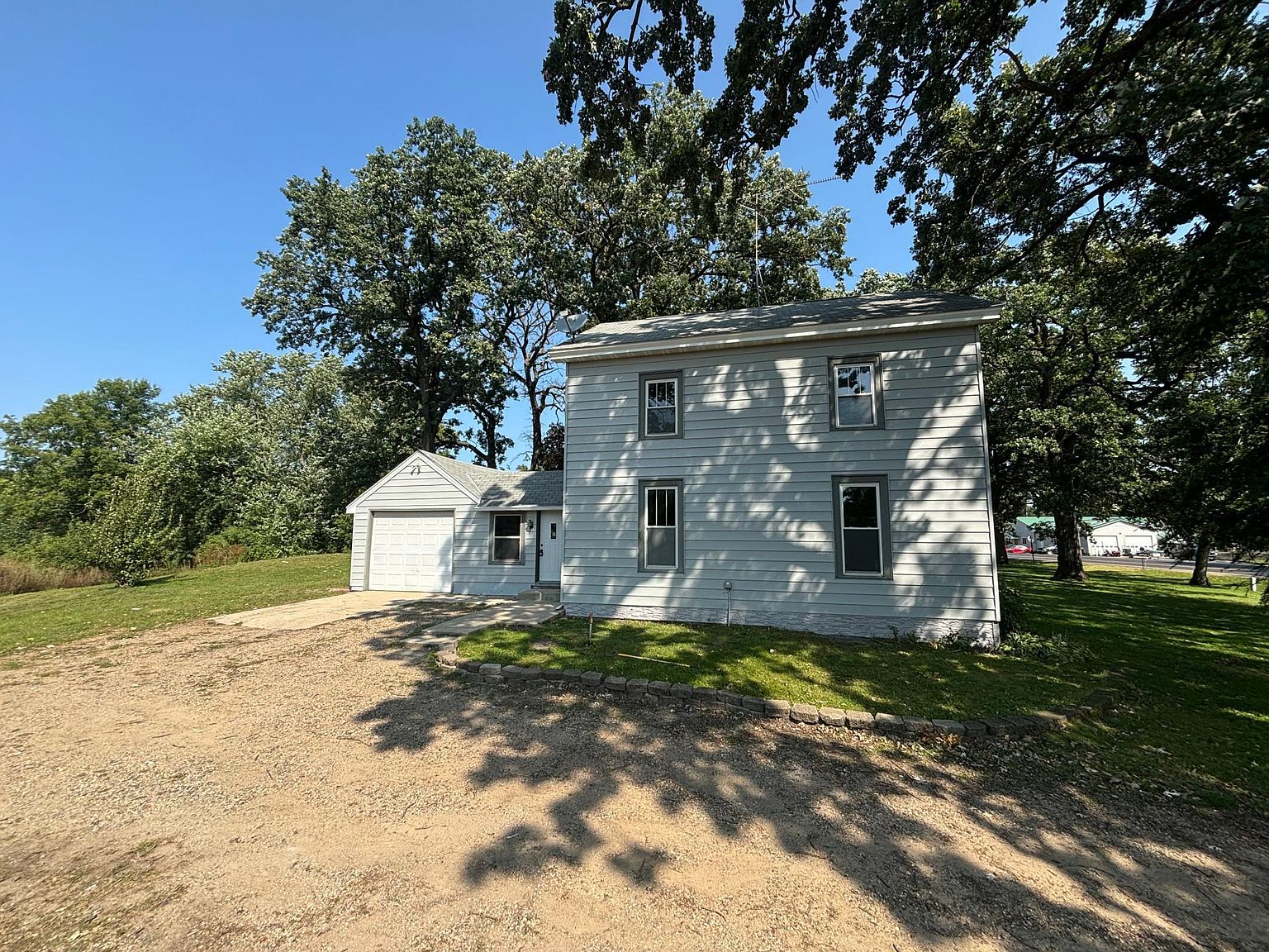 31699 Csah 2 Frst, Litchfield, MN 55355 | Zillow