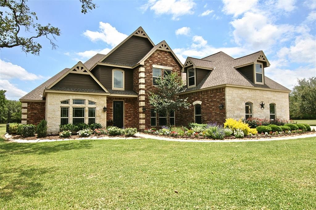 44 Center Tree Dr, Blessing, TX 77465 | Zillow