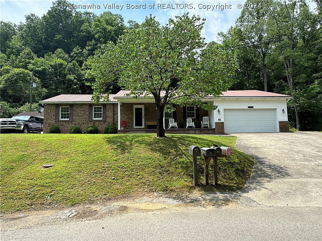 11 Greenapple Dr, Delbarton, WV 25670 | Zillow