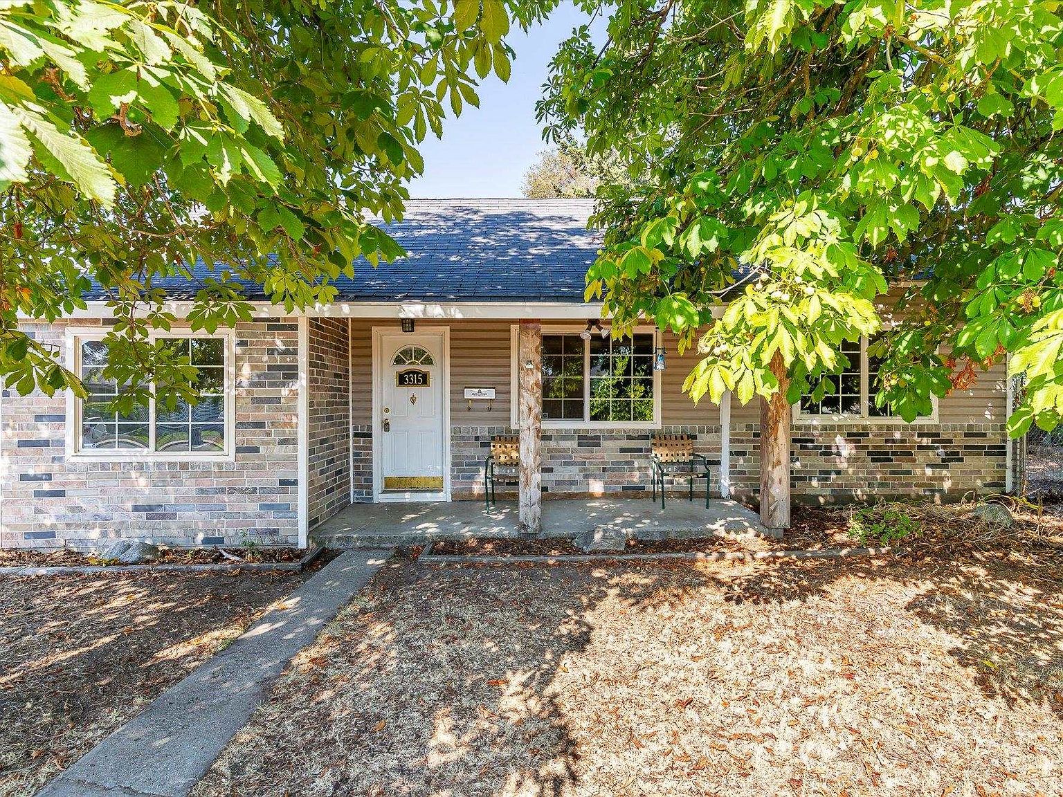 3315 N Helena St, Spokane, WA 99207 | MLS #202320407 | Zillow