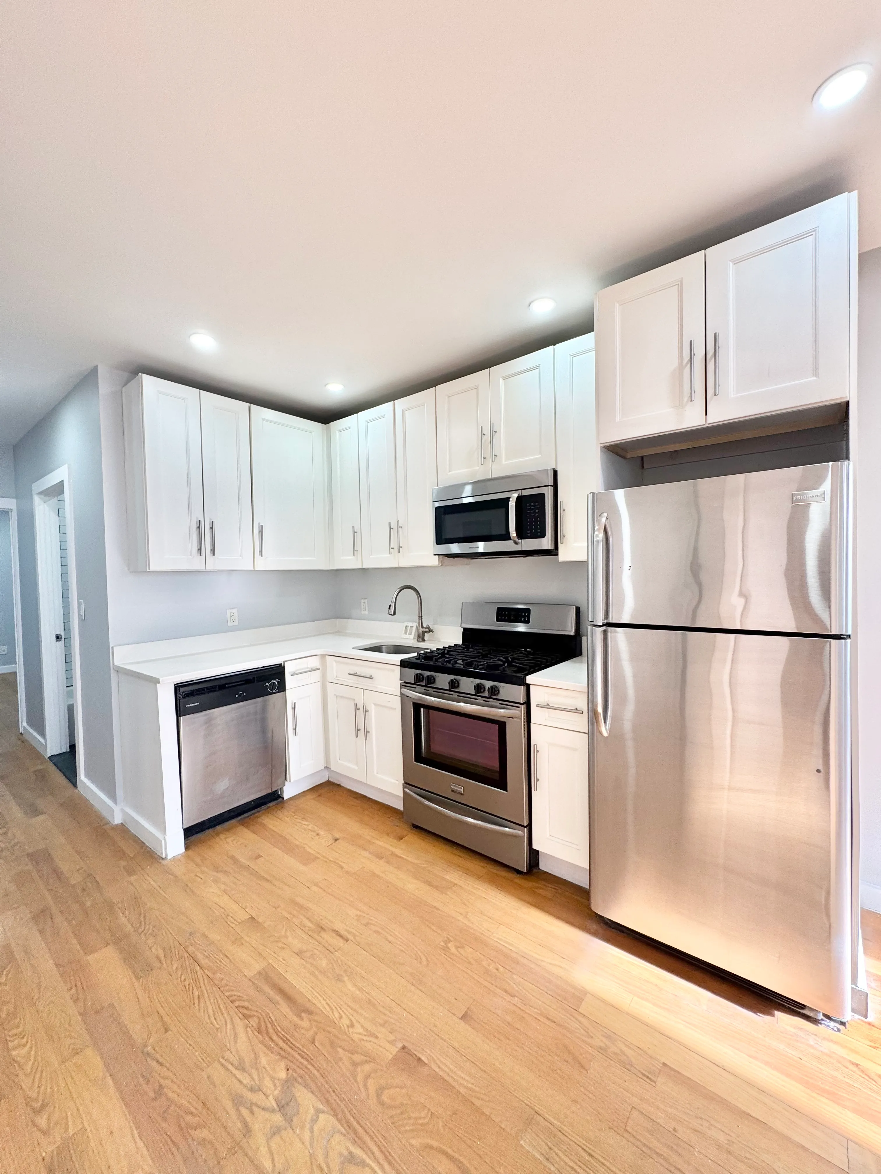 193 Sackett Street #2K in Carroll Gardens, Brooklyn | StreetEasy