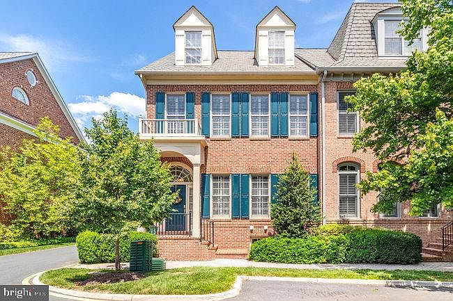 1408 Harvest Crossing Dr, Mclean, VA 22101 | MLS #VAFX2130520 | Zillow