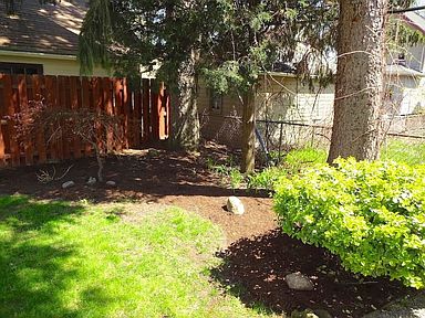 15 Colonial Rd, Rochester, NY 14609 | Zillow