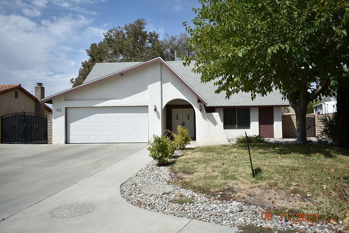 807 Randall St, Ridgecrest, CA 93555 | Zillow