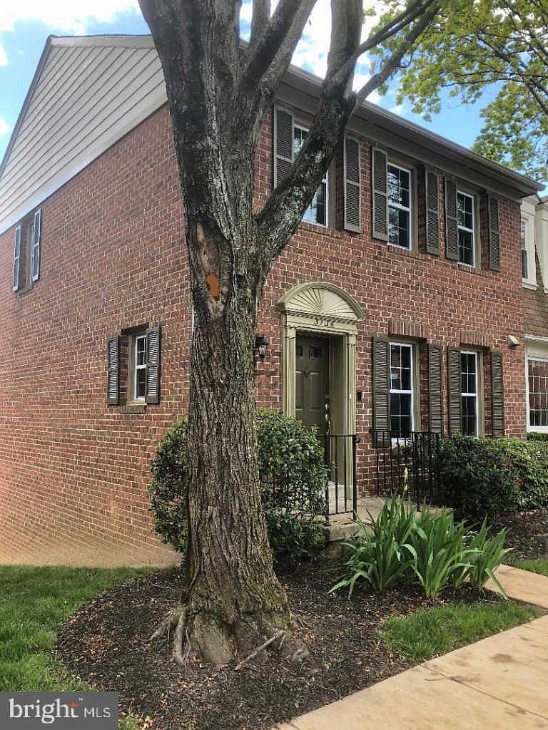 3136 Windwood Farms Dr, Oakton, VA 22124 | Zillow