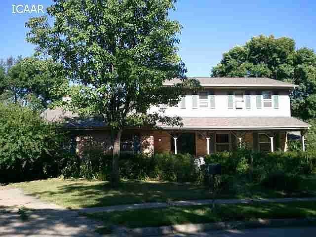 4 Georgetown Cir, Iowa City, IA 52245 | Zillow